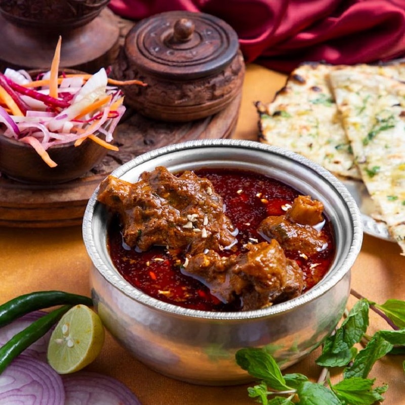 Rajasthani Laal Maas with Roti - FoodiaQ